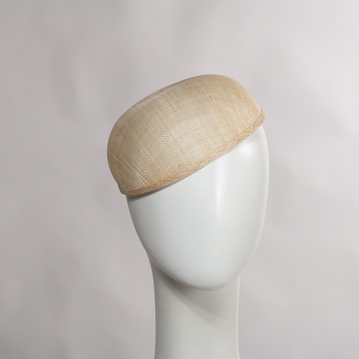 Head Size: 22.25 inch.Crown Width: 7.25 inch. Arc Length : 10.75 inch ...